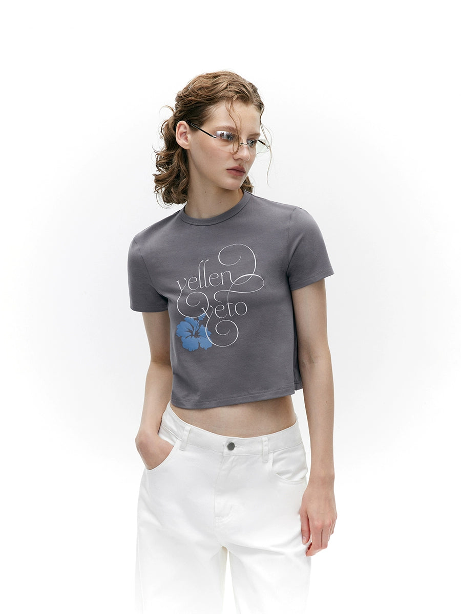 Cloudward Right Shoulder Alphabet Print T-shirt